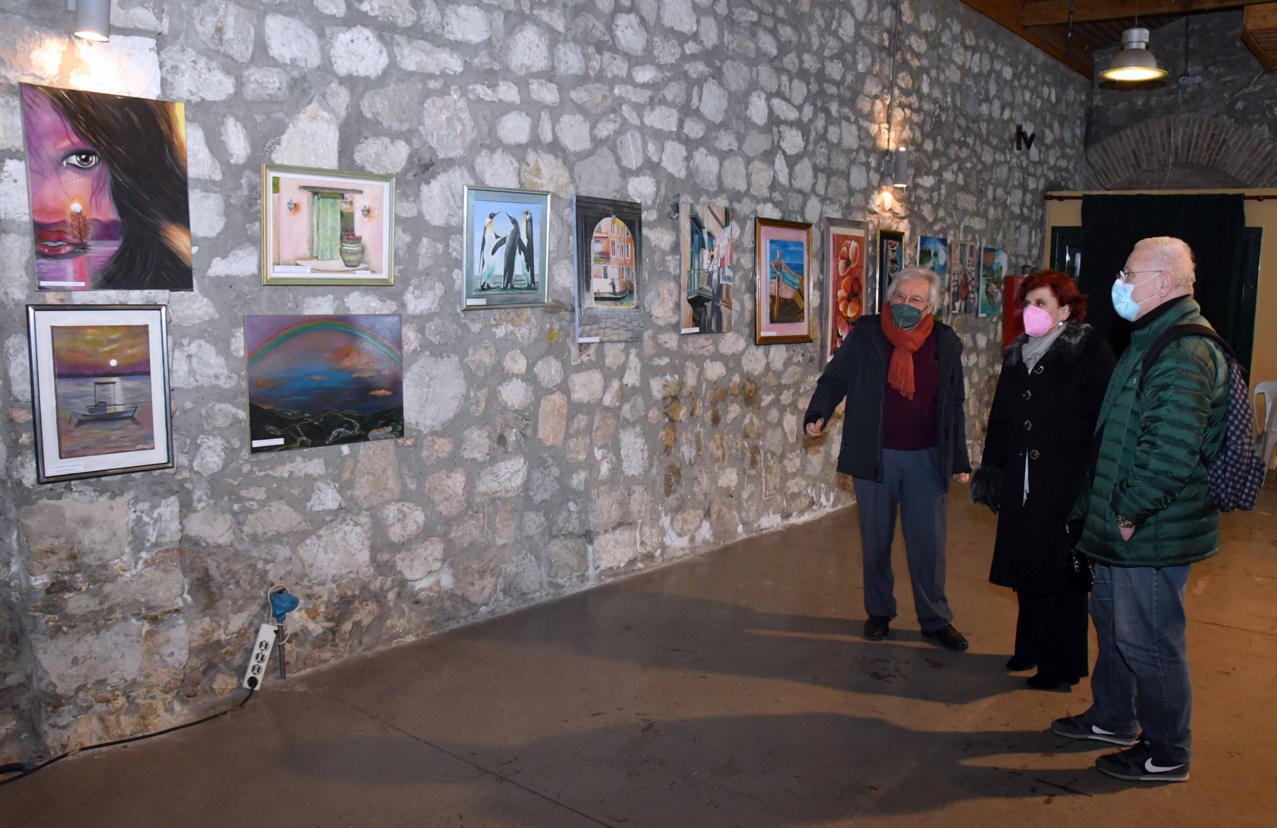 Τα εγκαίνια της έκθεσης ζωγραφικής του πατρινού γιατρού Χρήστου Γκίκα ...