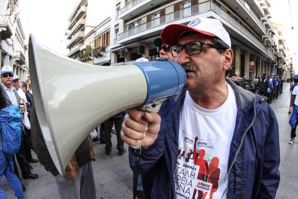 ΔΙΓΛΩΣΣΙΑ ΚΑΙ ΗΤΤΑ ΠΕΛΕΤΙΔΗ: Από “προστάτης” των εργαζομένων, έγινε ...